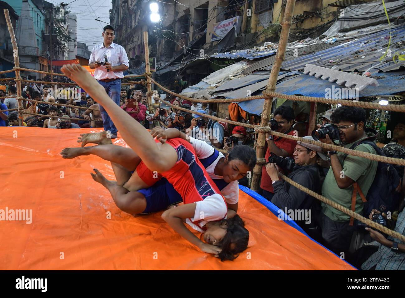 Dangal woman hi-res stock photography and images - Alamy