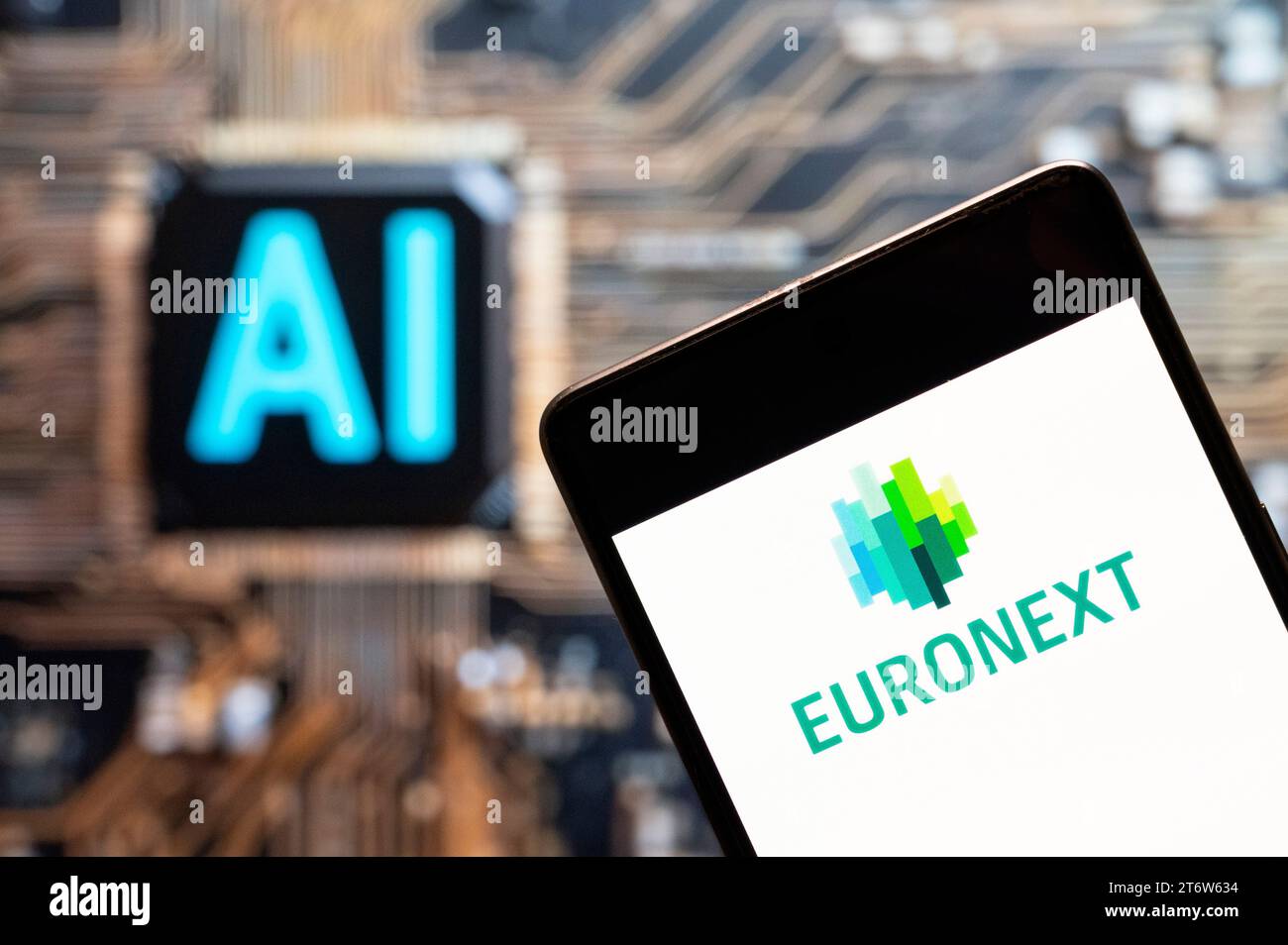 Euronext logo hi-res stock photography and images - Alamy