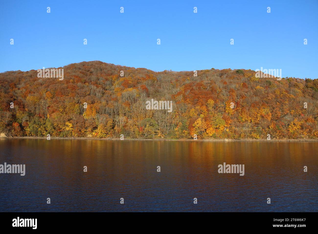Autumn scenery of Lake Hibara and mountains with autumn leaves in ...