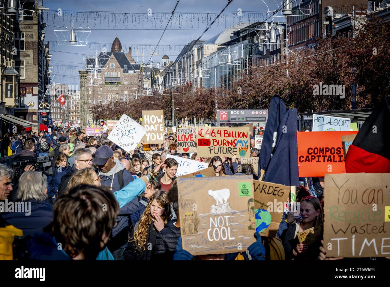 Amsterdam, Netherlands. 12th Nov, 2023. AMSTERDAM - Participants during ...