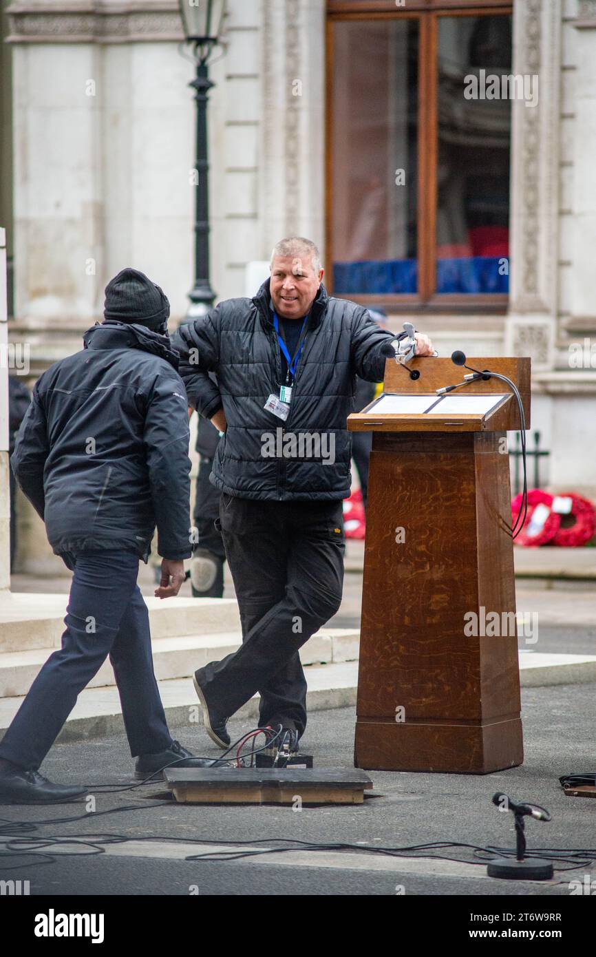 Westminster abbey choristers hi-res stock photography and images - Alamy