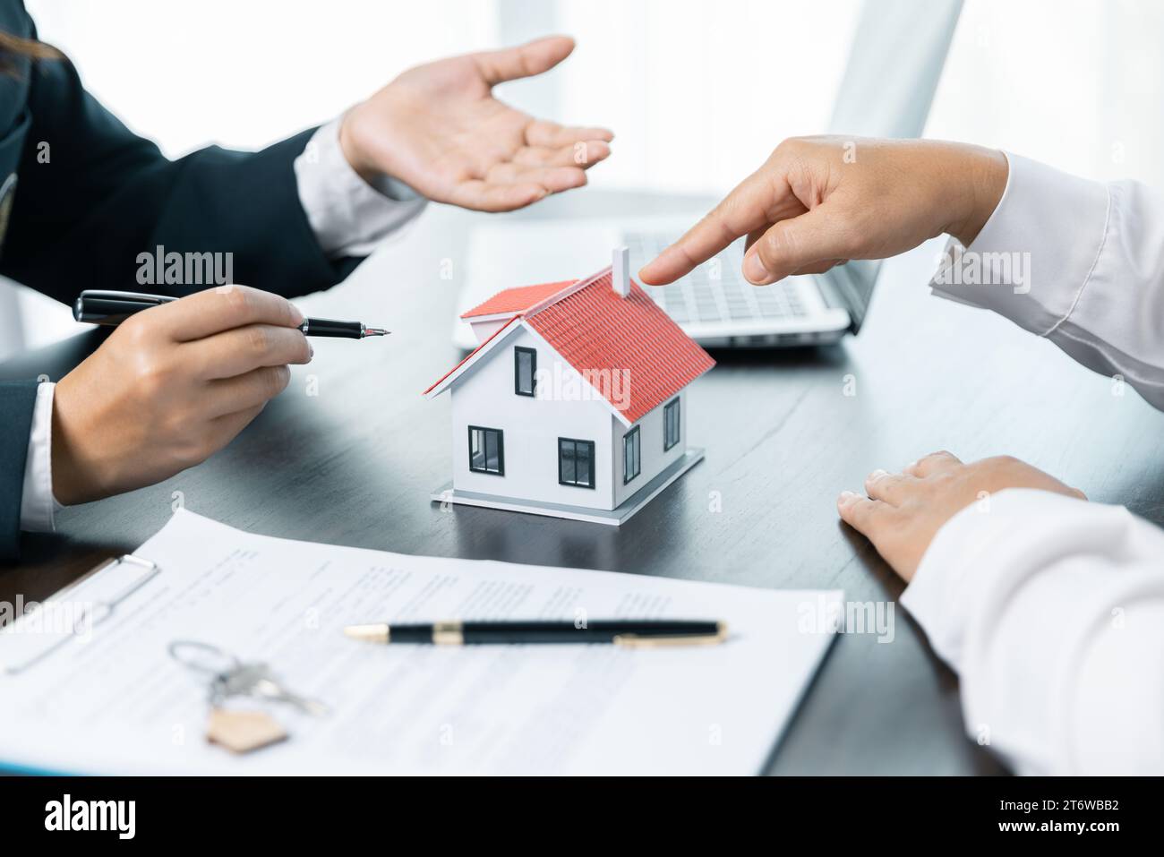 Approval broker hi-res stock photography and images - Alamy