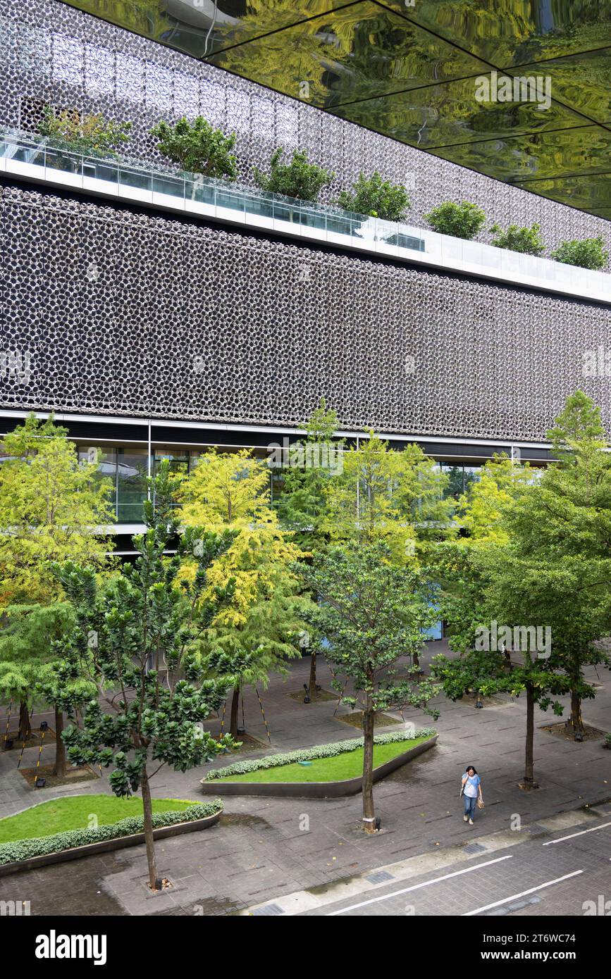 Breeze Nan Shan shopping mall, Xinyi, Taipei, Taiwan Stock Photo - Alamy