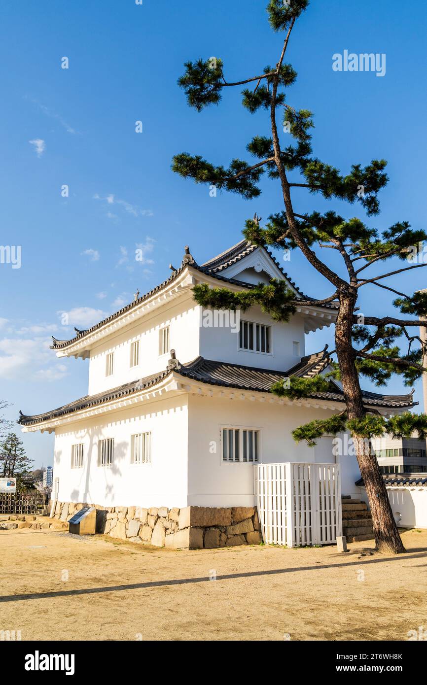 Two story turret hi-res stock photography and images - Alamy