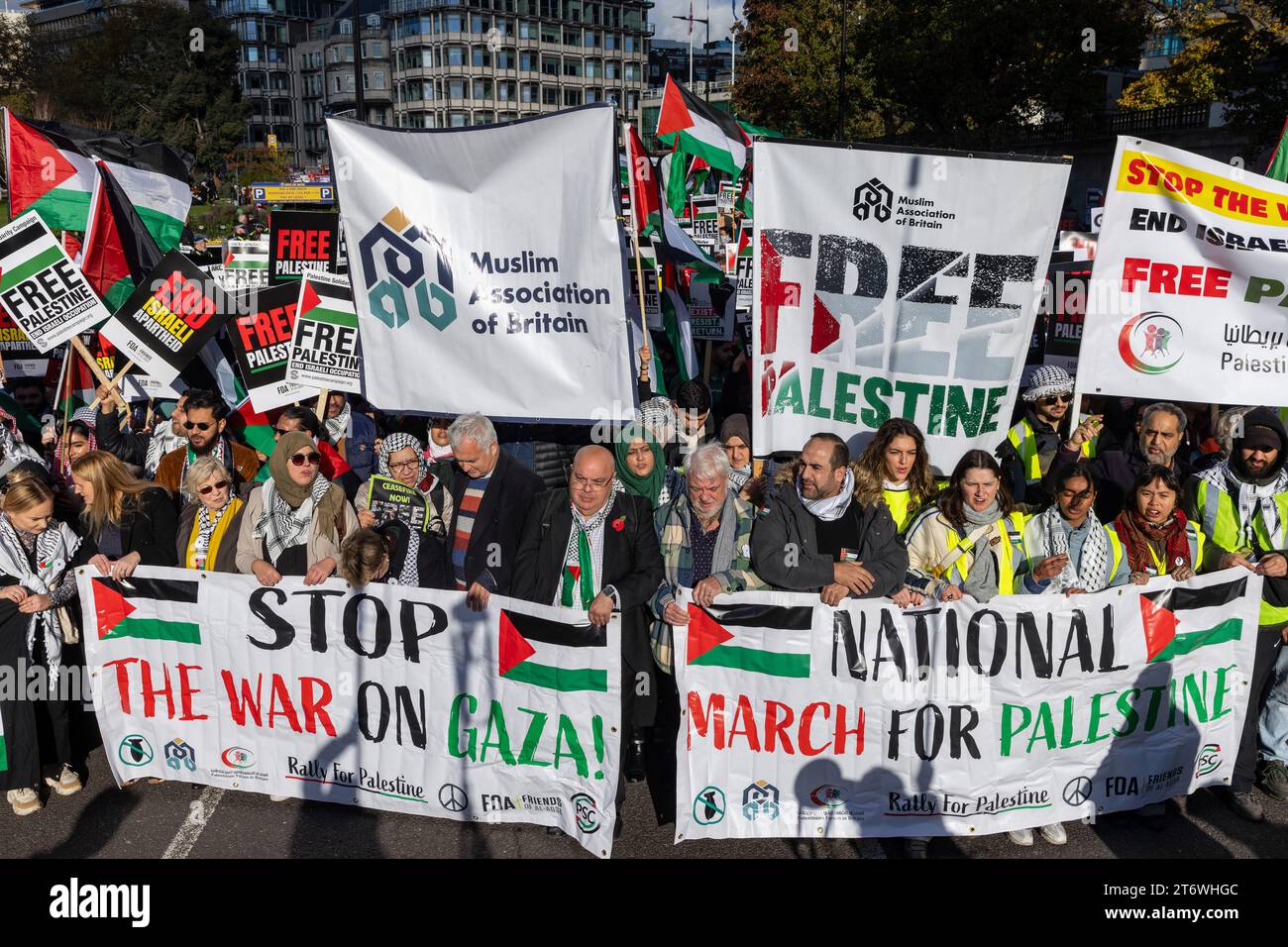 London, UK. 11th November, 2023. Hundreds of thousands of pro ...