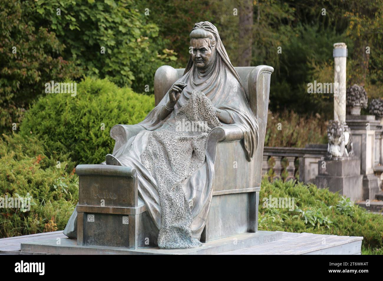 Queen Elisabeta (Elizabeth, wife of Carol I) (1843-1916) statue, Peleş ...