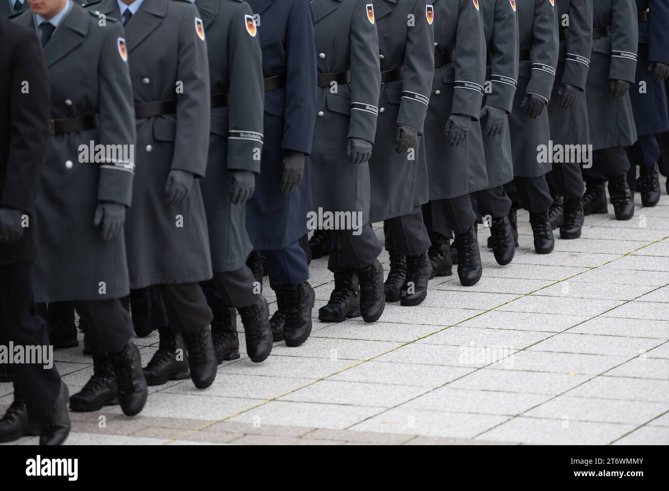 Berlin, Germany. 12th Nov, 2023. Recruits attend the ceremonial pledge ...