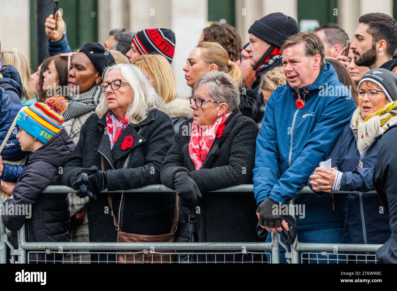 Remembrance service cenotaph 2023 hi-res stock photography and images ...
