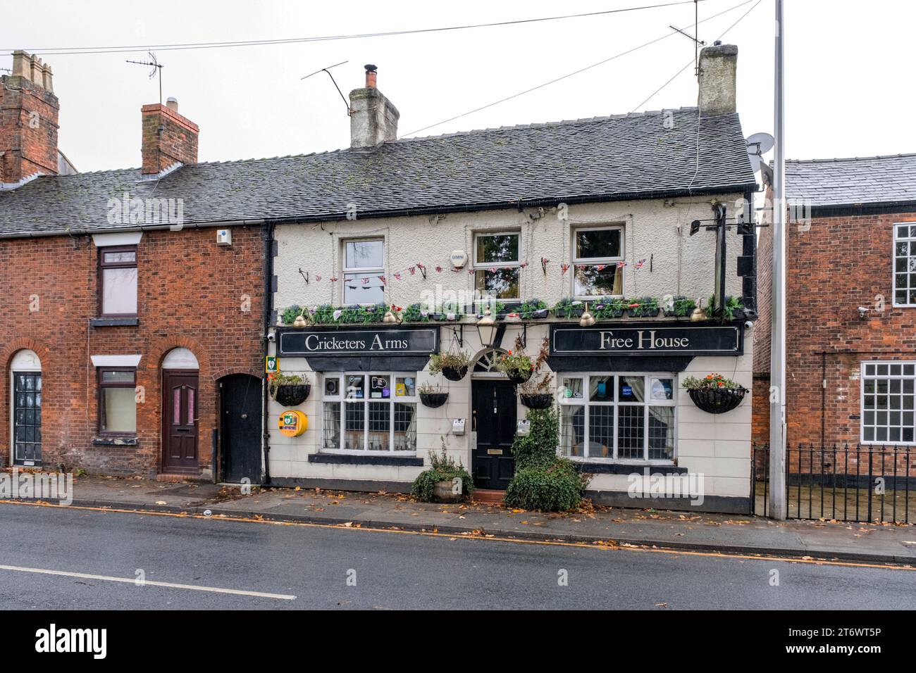 Cricketers Arms pub in Sandbach Cheshire UK Stock Photo - Alamy