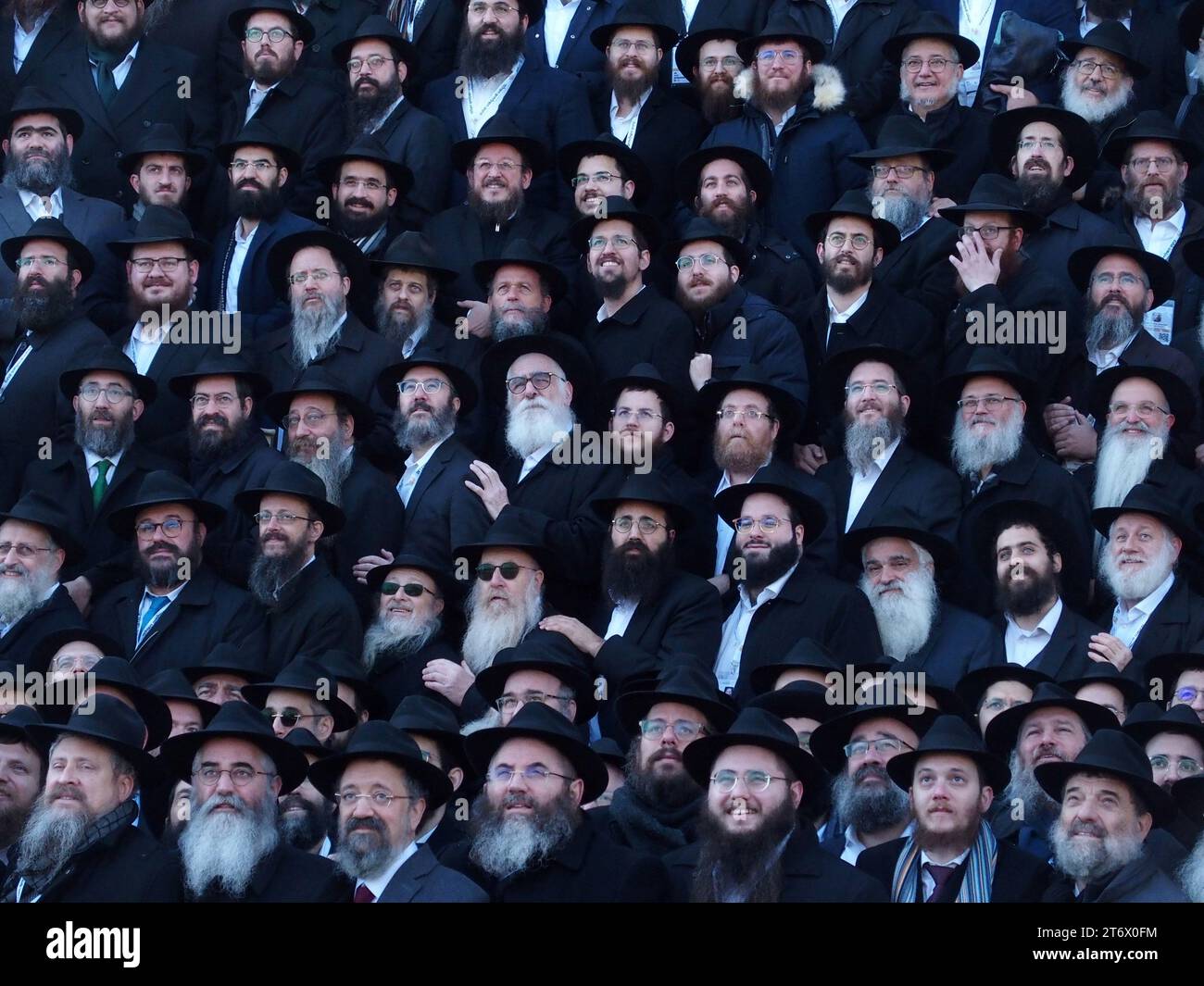 Brooklyn New York. . November 12 , 6,500 Chabad-Lubavitch Hasidic ...