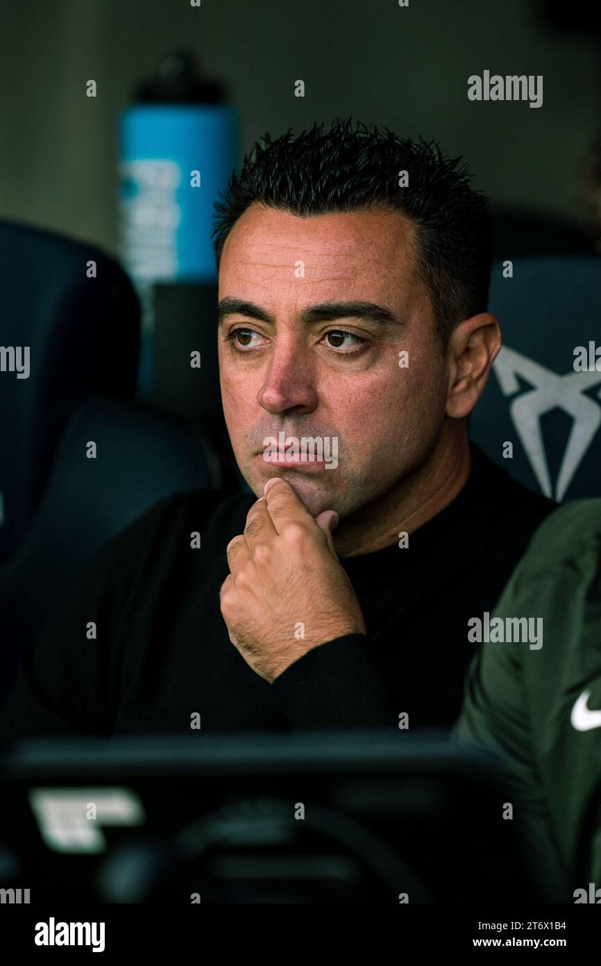 Xavi head coach fcb hi-res stock photography and images - Alamy