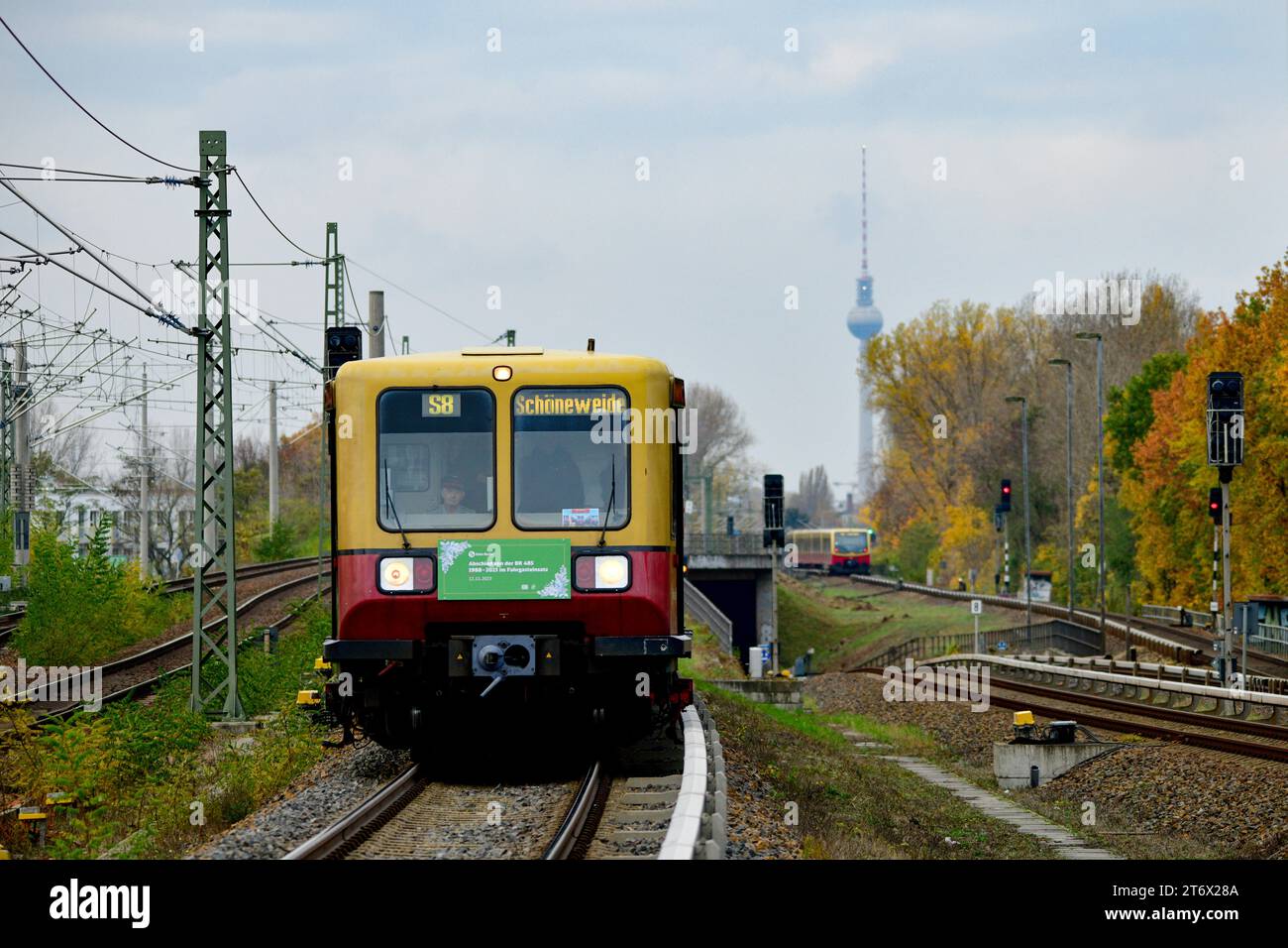 S-Bahn 485 geht in den Ruhestand Eine S-Bahn der Baureihe 485, genannt ...