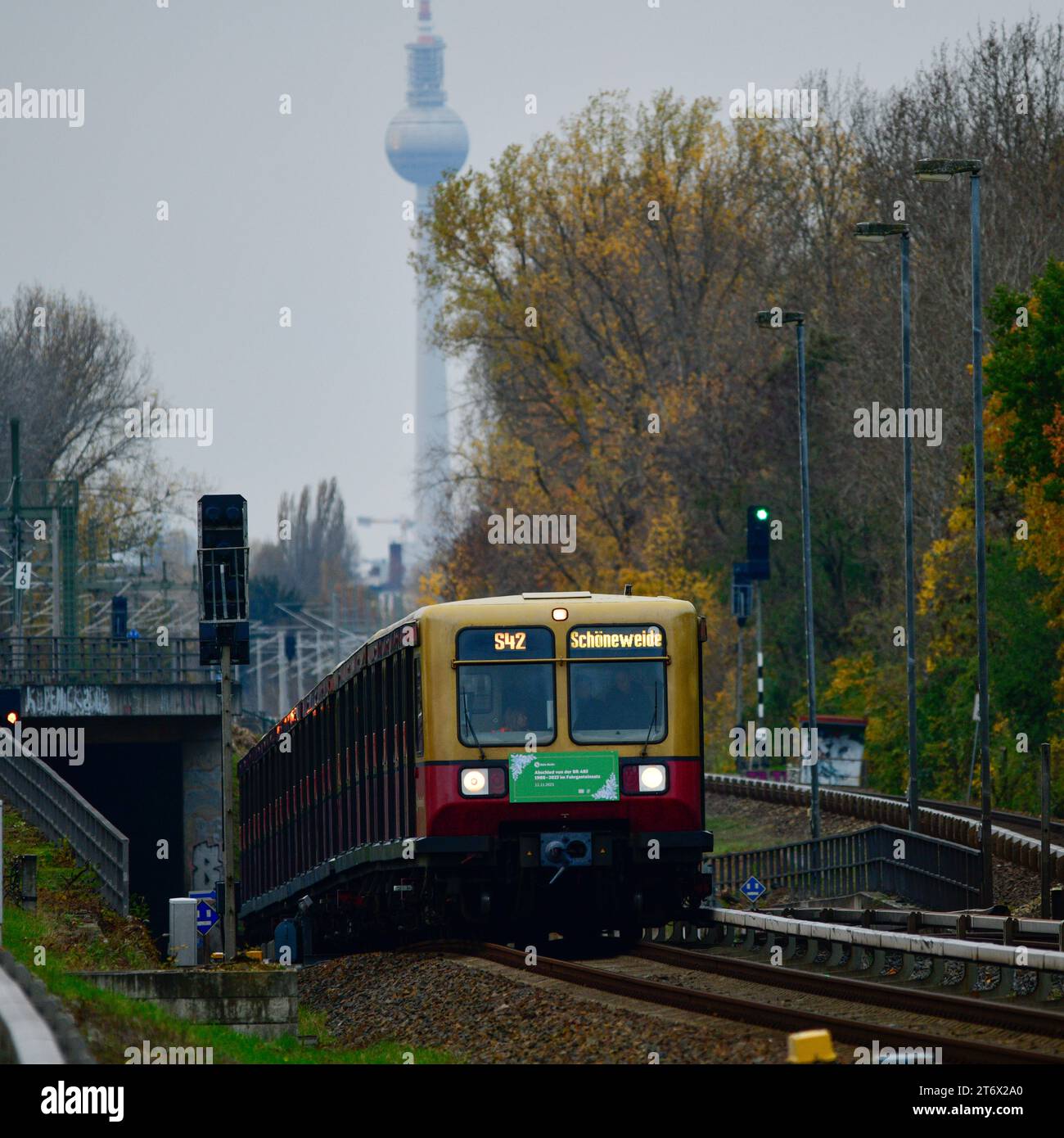S-Bahn 485 geht in den Ruhestand Eine S-Bahn der Baureihe 485, genannt ...