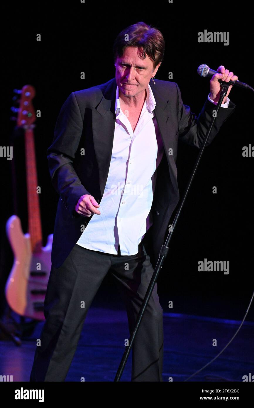 John waite singer hi-res stock photography and images - Alamy