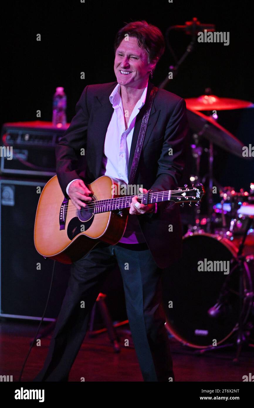 John waite singer hi-res stock photography and images - Alamy
