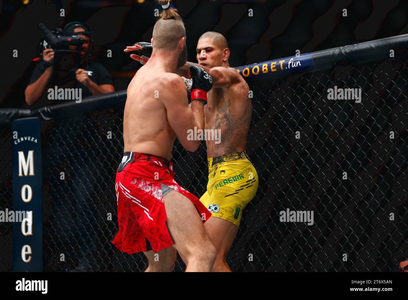 Jiri prochazka ufc hi-res stock photography and images - Alamy