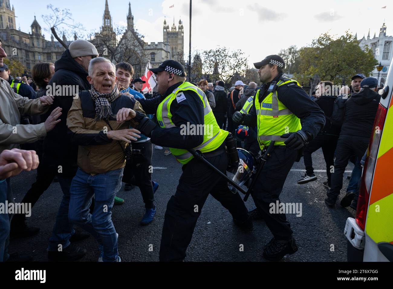 11 november 2023 marches uk hi-res stock photography and images - Alamy