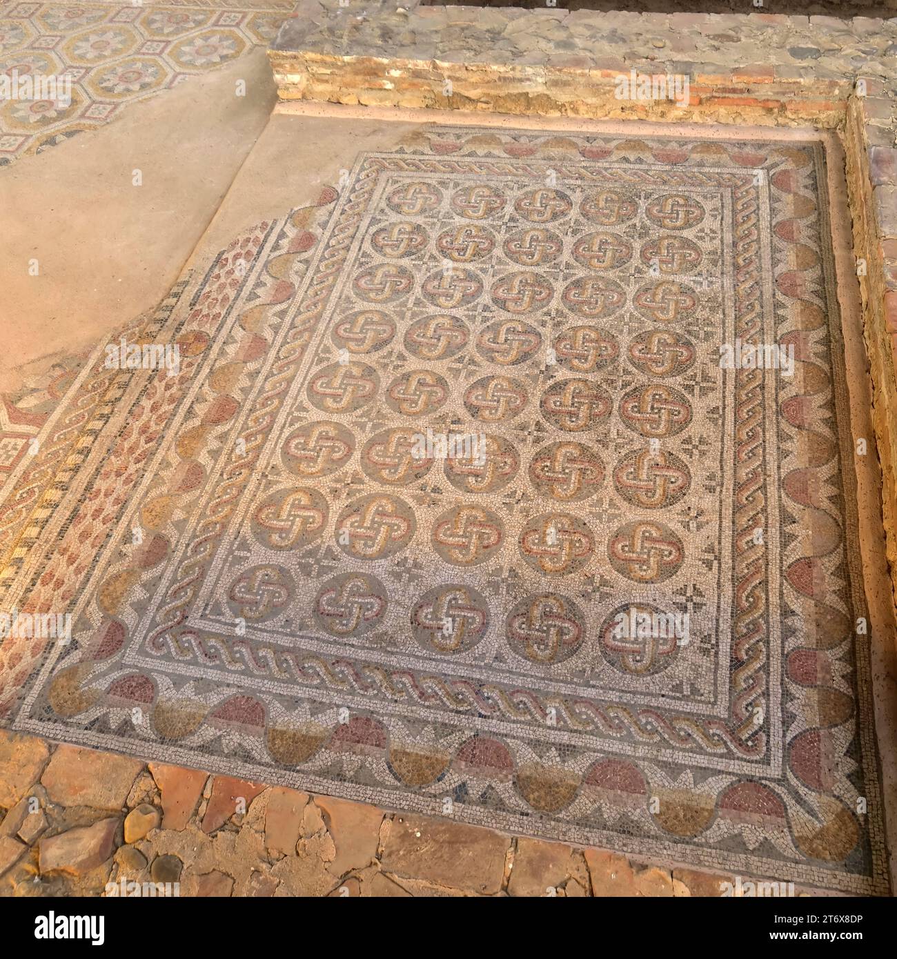 well preserved geometric pattern mosaic, Roman Villa 'La Olmeda', VRO ...