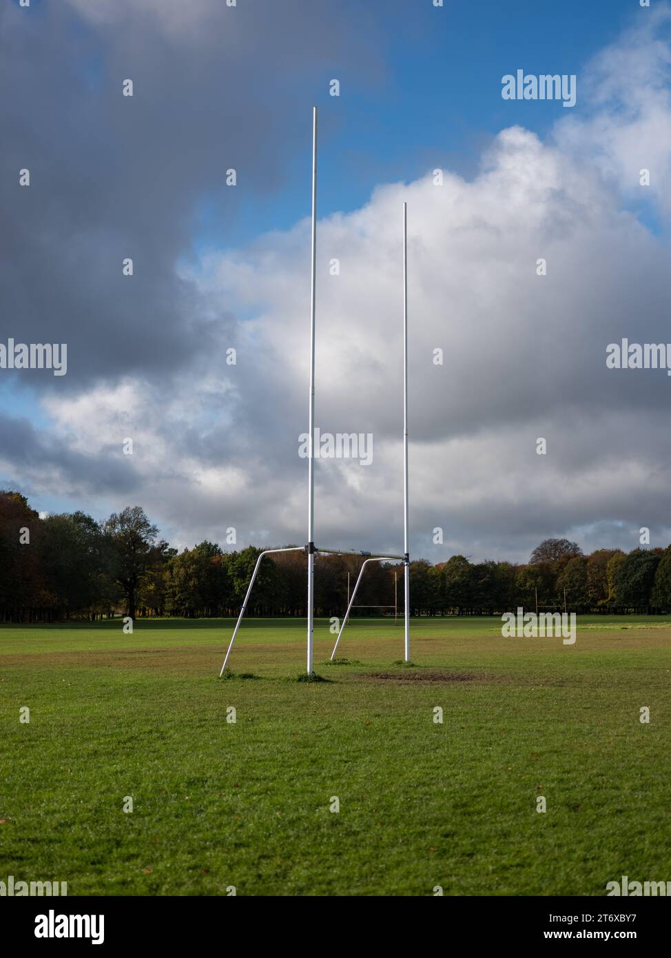 Hurling gaa hi-res stock photography and images - Alamy