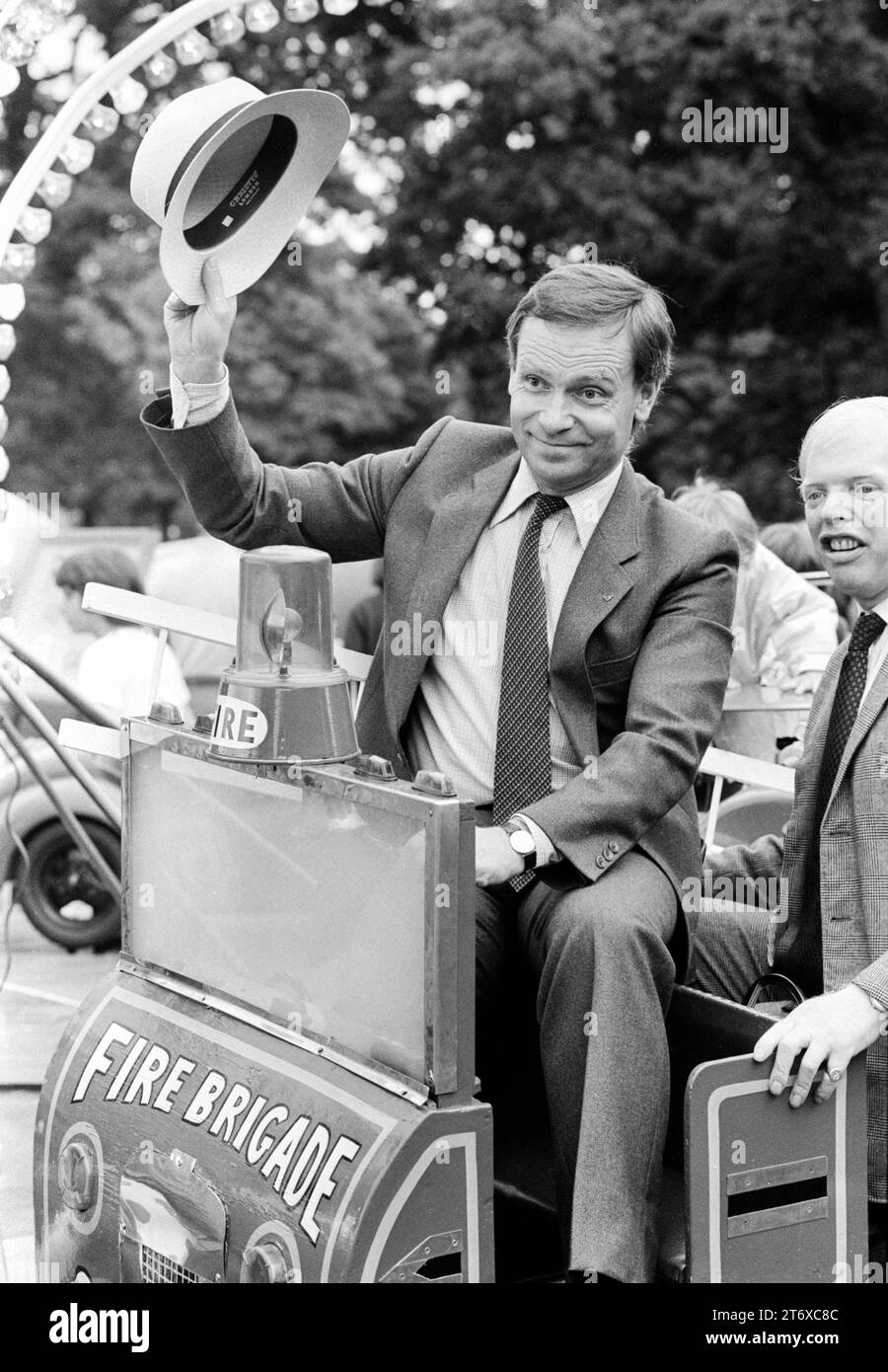 Mp 1988 Black and White Stock Photos & Images - Alamy