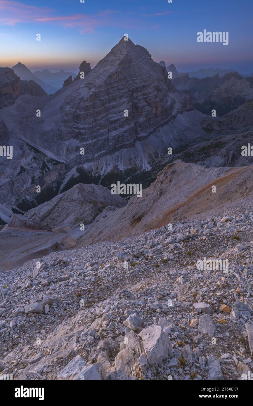 Scree slope hi-res stock photography and images - Alamy