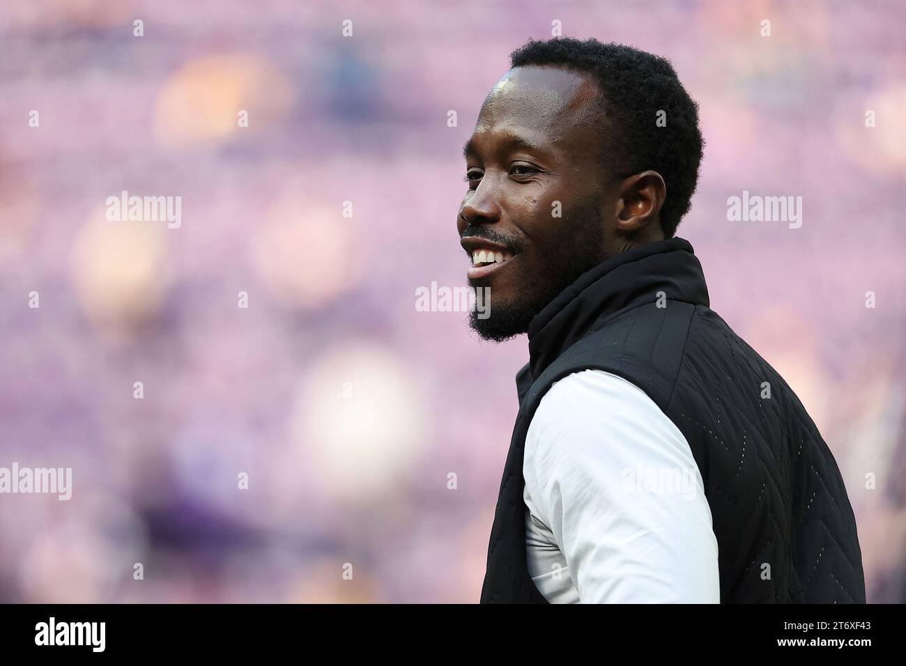 Minnesota Vikings general manager Kwesi Adofo-Mensah watches players ...