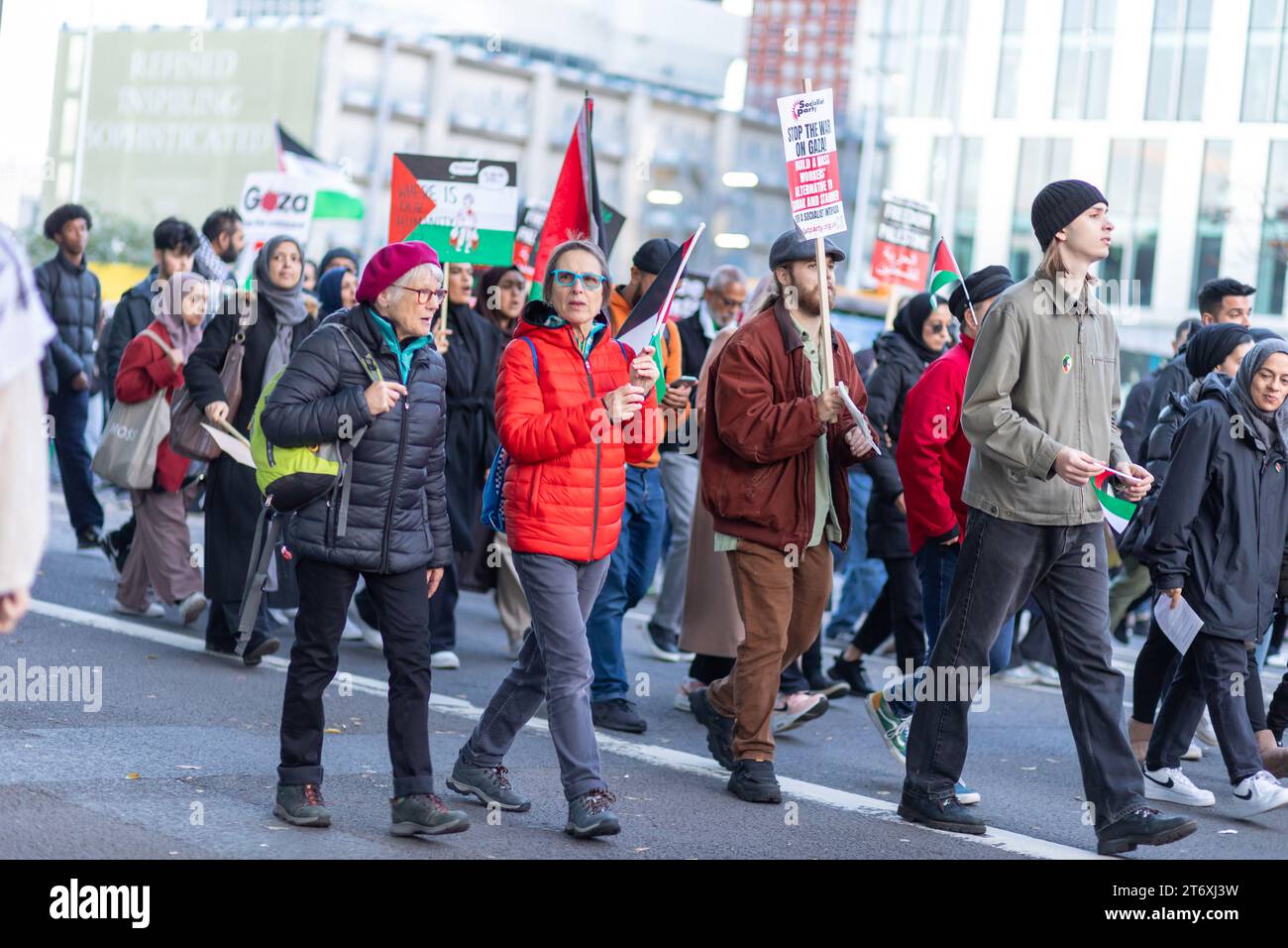 11th November Palestinian Solidarity March - Armistace Day Stock Photo ...