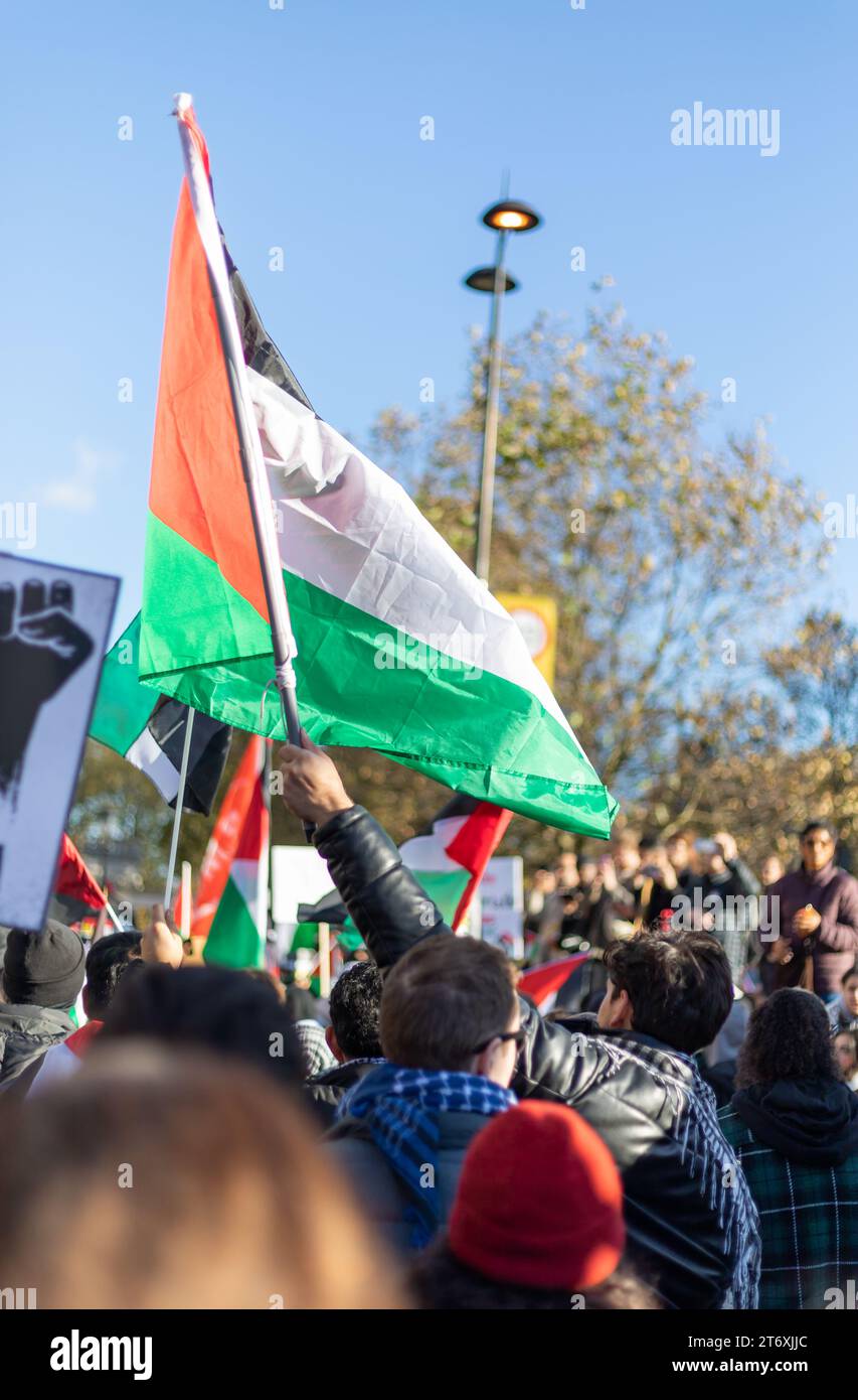 11th November Palestinian Solidarity March - Armistace Day Stock Photo ...
