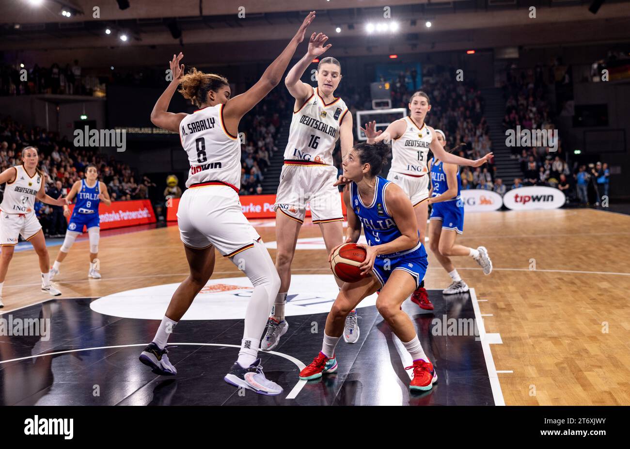 Luisa geiselsoder hi-res stock photography and images - Alamy