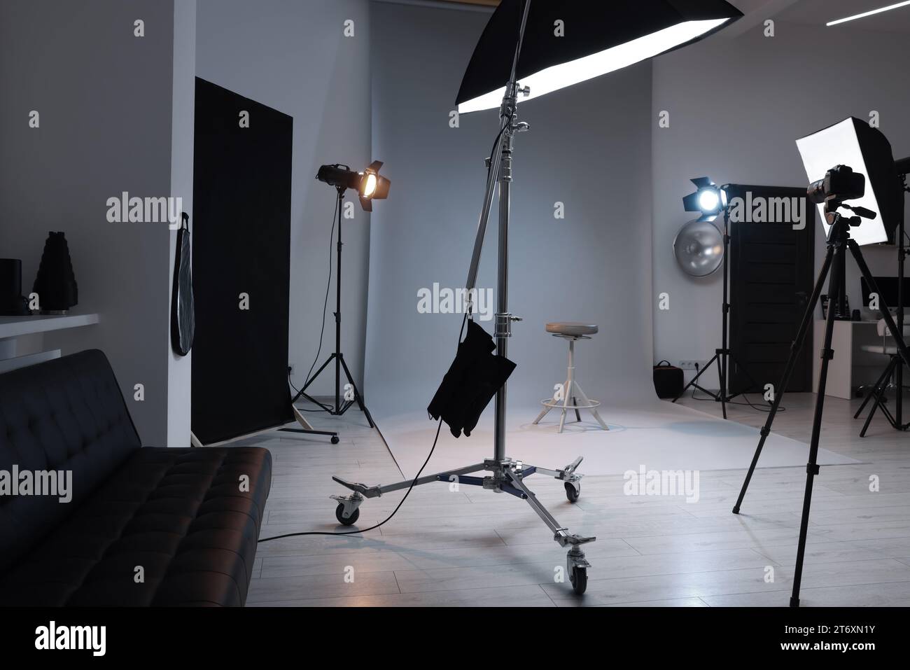 Modern cinematography equipment hi-res stock photography and images - Alamy