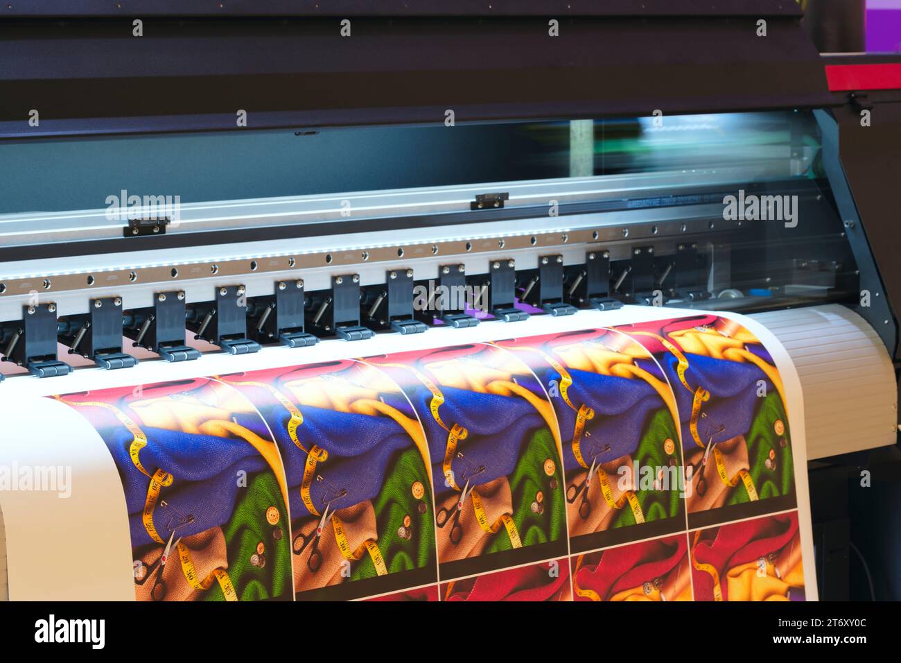 Industrial printing modern digital inkjet printer Industrial printing ...