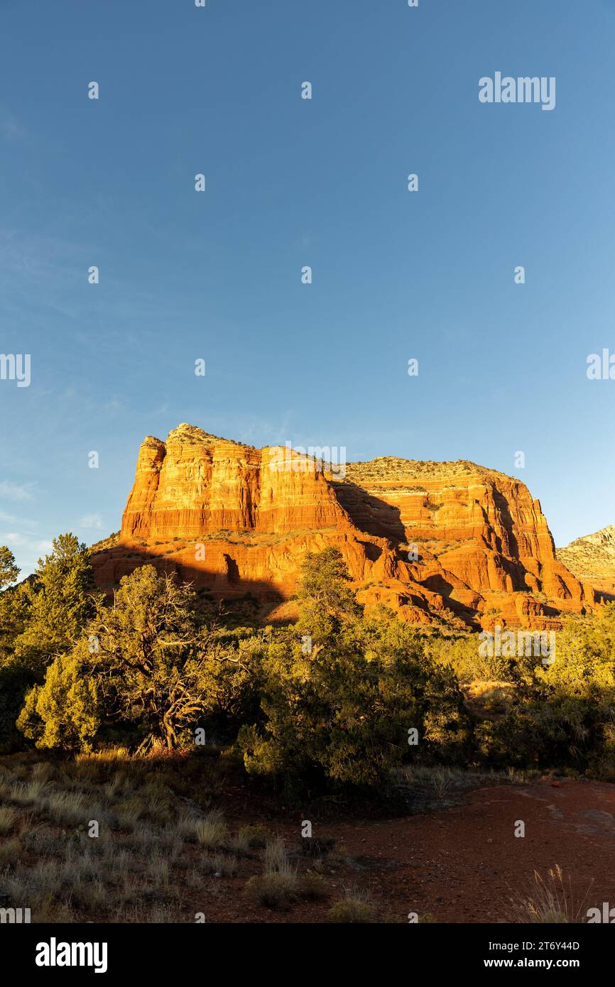 Courthouse butte sedona arizona hi-res stock photography and images - Alamy