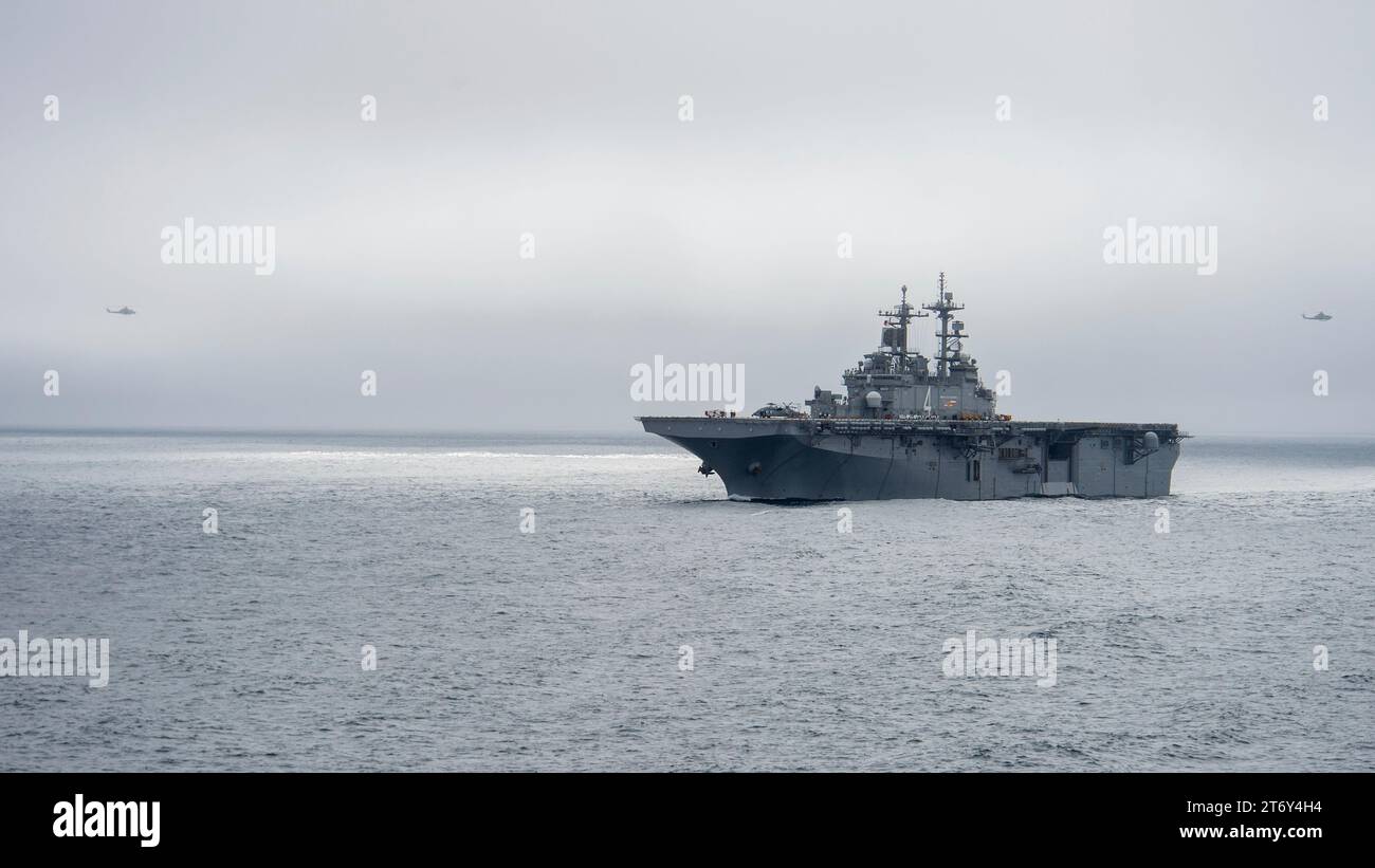 Uss boxer lhd 4 hi-res stock photography and images - Alamy