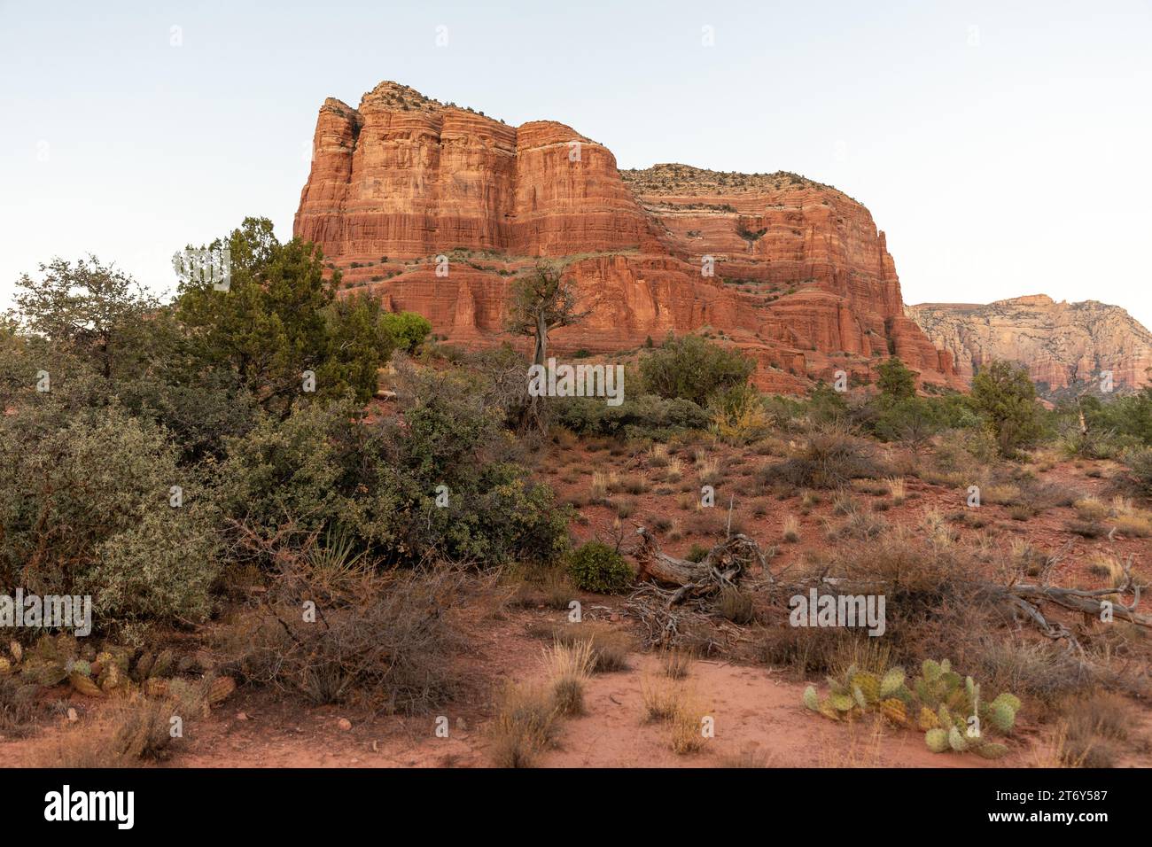 Courthouse Butte, Sedona, Arizona Stock Photo - Alamy