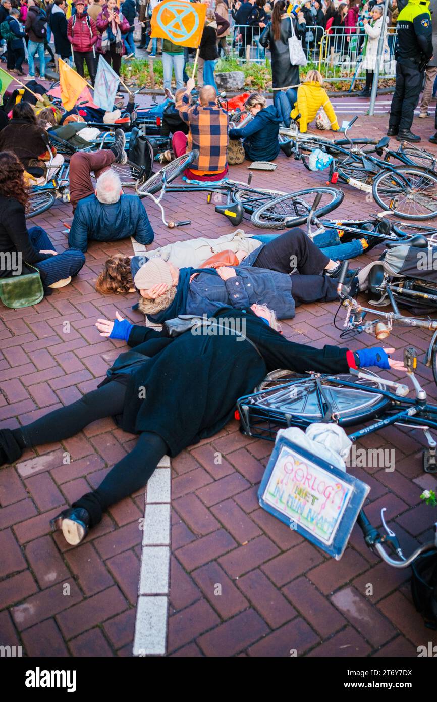 Alarmy hi-res stock photography and images - Alamy