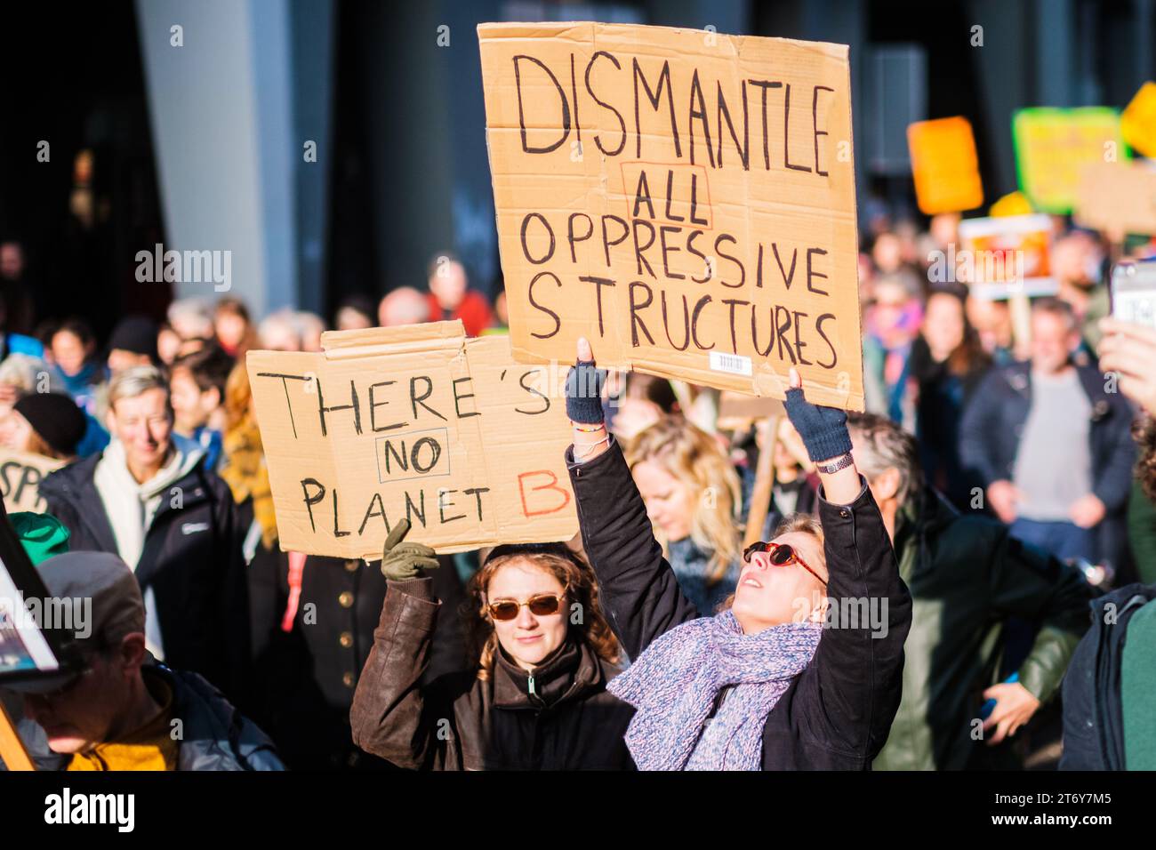 Alarmy hi-res stock photography and images - Alamy