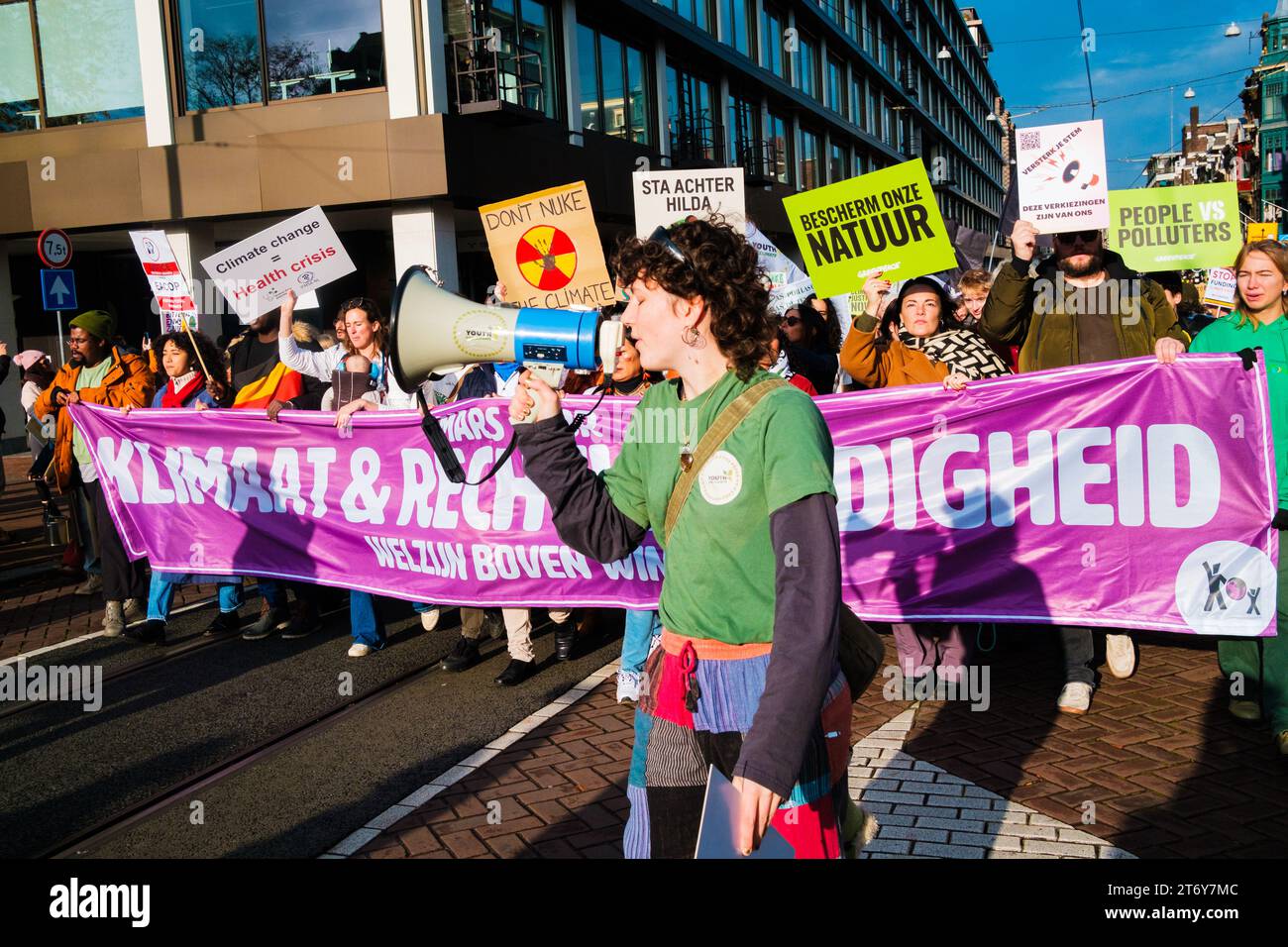 Alarmy hi-res stock photography and images - Alamy