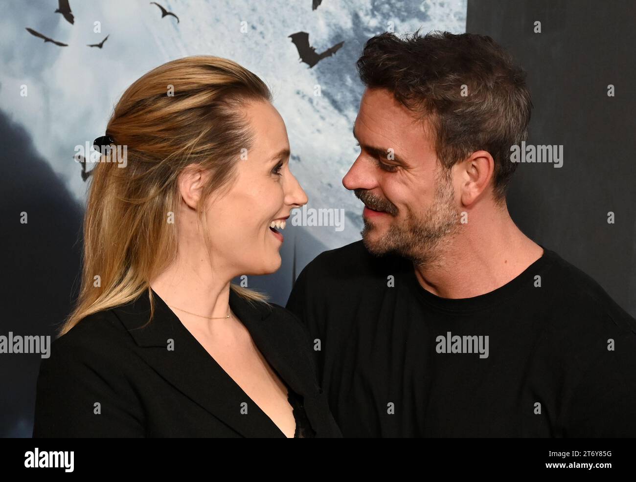 12 November 2023, Hamburg: Anna Hofbauer, actress, and her husband Marc ...