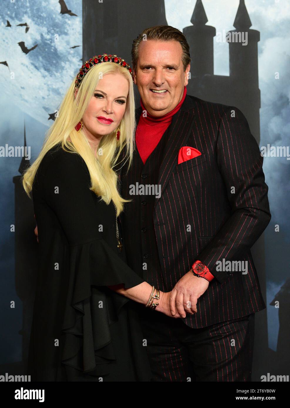 12 November 2023, Hamburg: Anna Heesch, presenter, and her partner Ralf ...