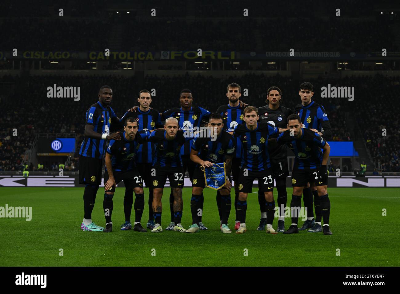 Milan, Italy. 12 November, 2023. Lineup of FC Inter during the Italian ...