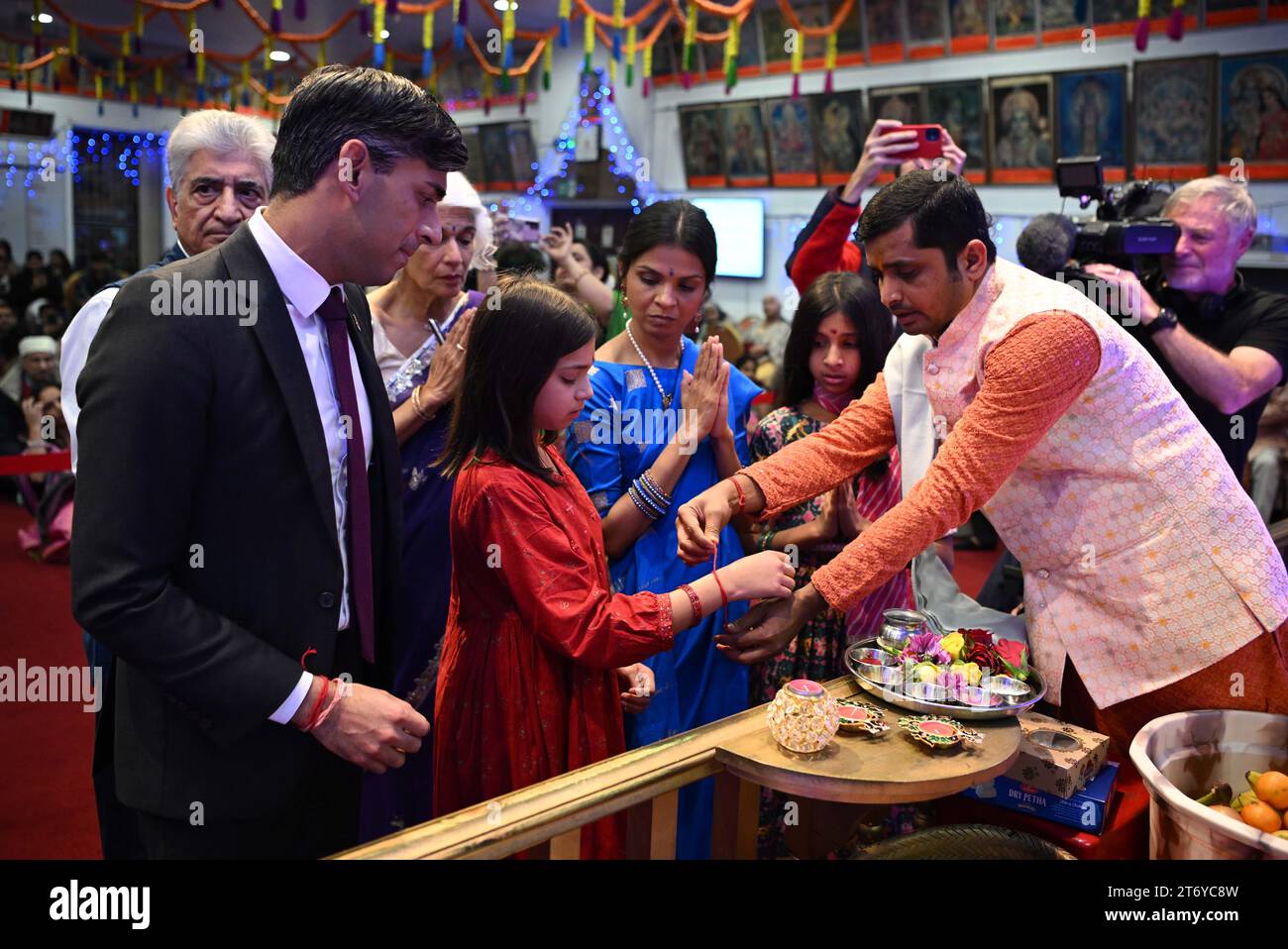 Prime Minister Rishi Sunak with his wife Akshata Murty and daughters ...