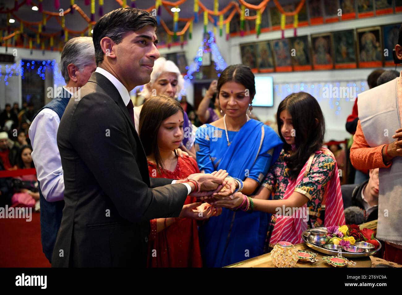 Prime Minister Rishi Sunak with his wife Akshata Murty and daughters ...