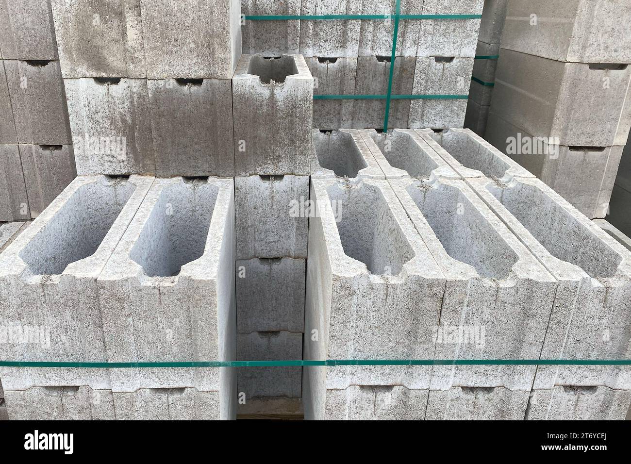 Stack on Pallet of Concrete Cinder Blocks, Grey Uniformed brick Shapes ...