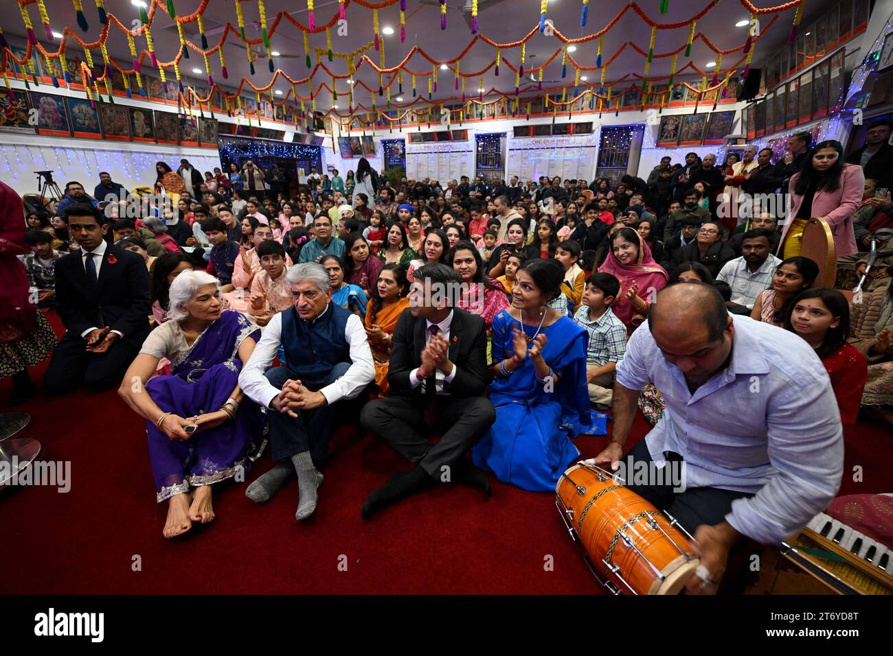 Prime Minister Rishi Sunak with his wife Akshata Murty and daughters ...