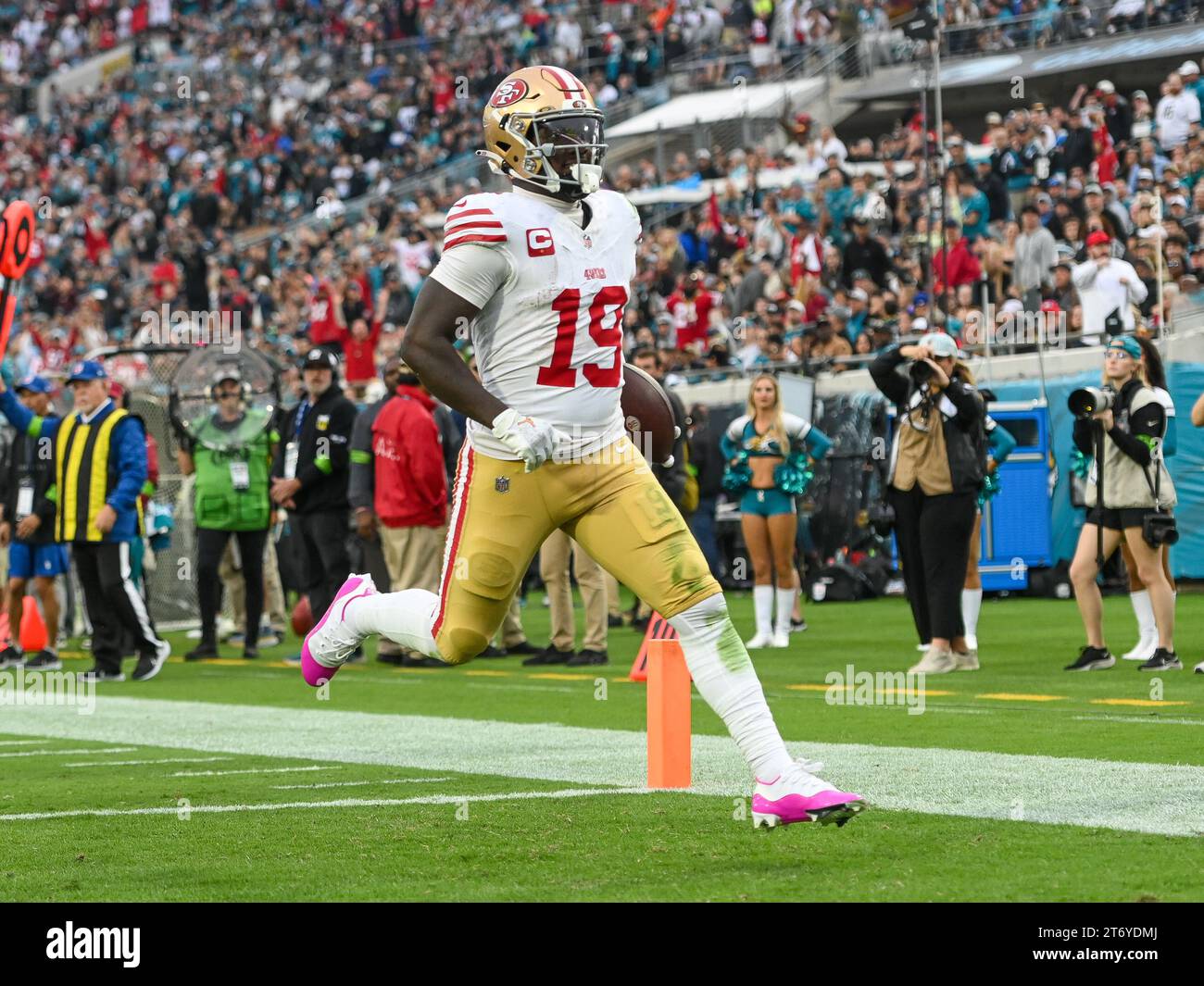 November 12, 2023: San Francisco 49ers wide receiver Deebo Samuel (19 ...