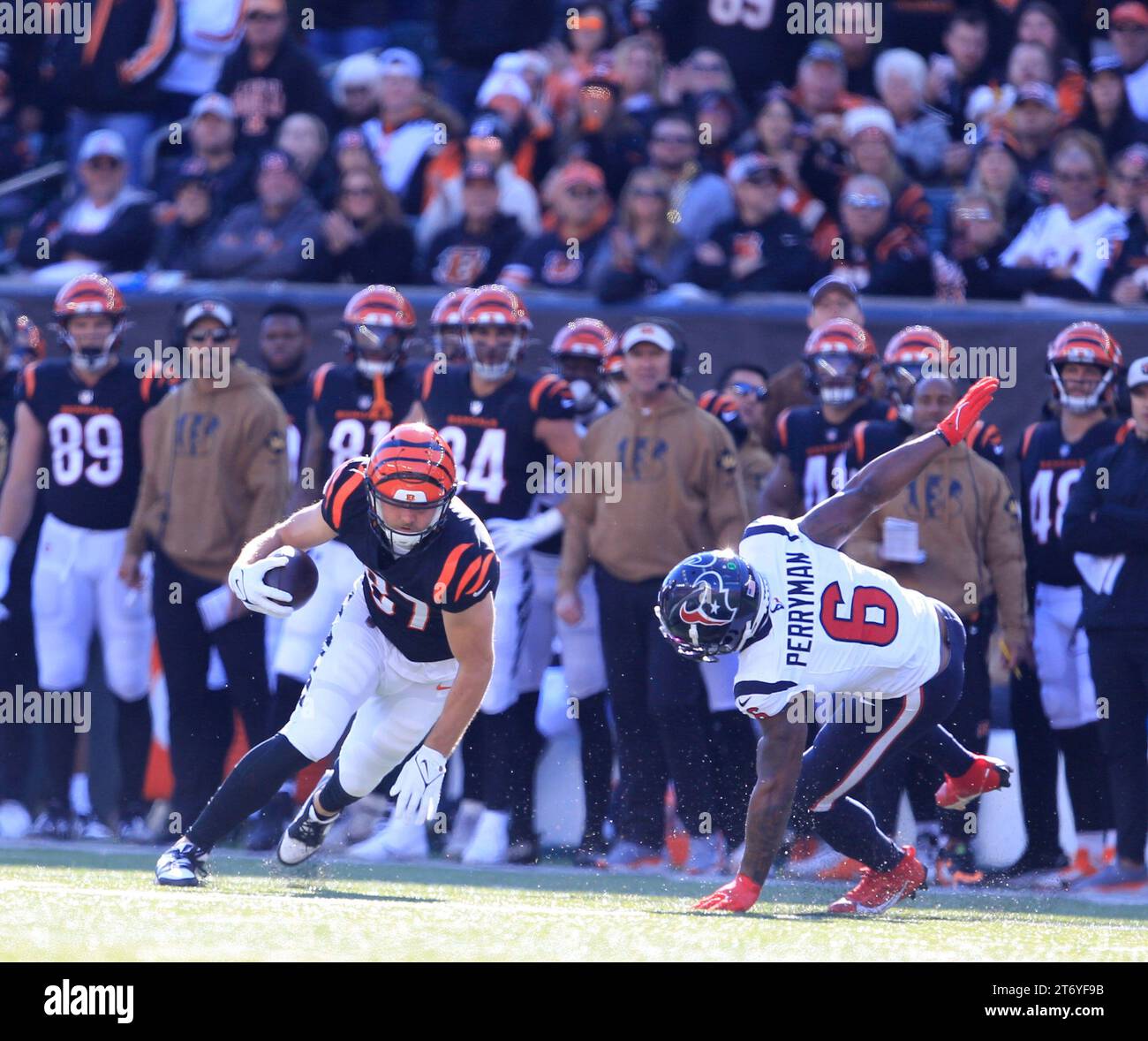 Cincinnati, Ohio, USA. November 12, 2023: Cincinnati Bengals tight end ...