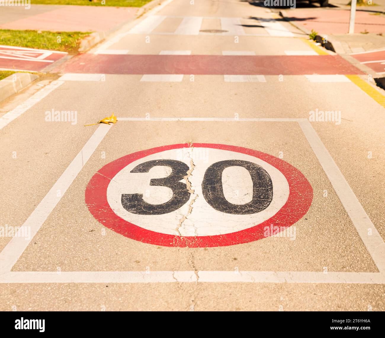 Plain tarmac hi-res stock photography and images - Alamy