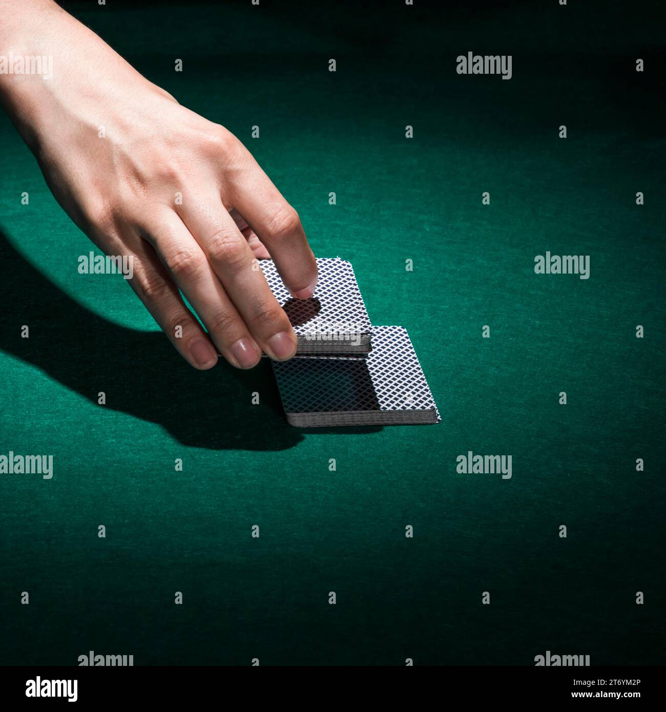 Plain deck of cards hi-res stock photography and images - Alamy