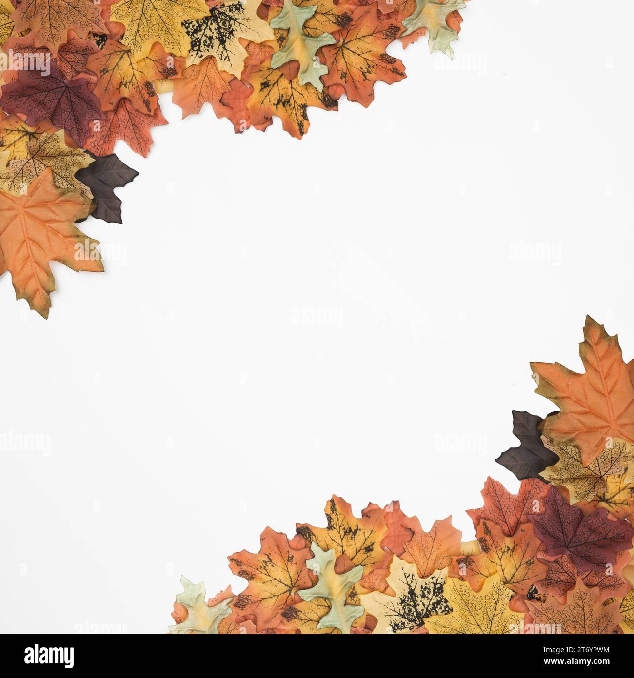 Corner frame autumn leaves hi-res stock photography and images - Alamy