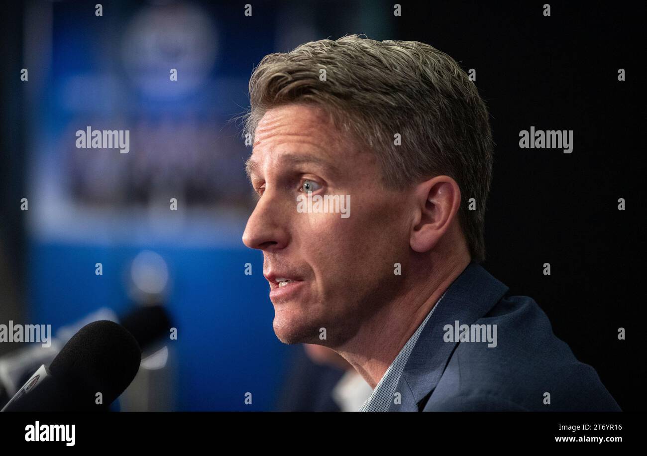 Edmonton Oilers new head coach Kris Knoblauch speaks during an NHL ...